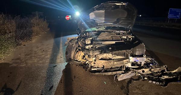Scontro tra Aragona e Favara: vettura vola fuori strada, due persone in ...
